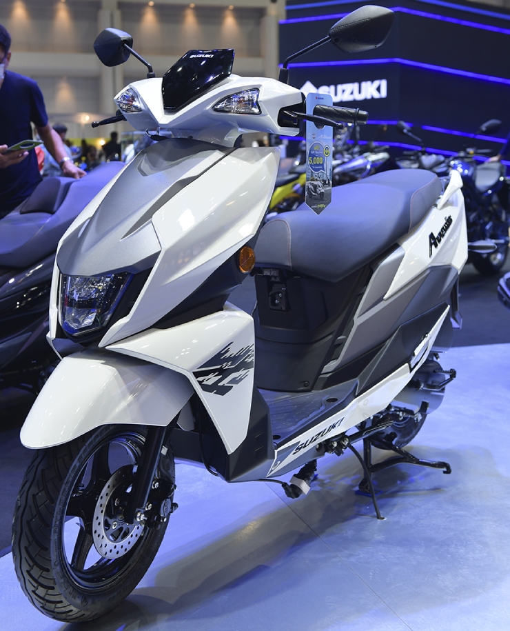 Ra mắt xe ga mới Suzuki Avenis 125 giá nhỉnh 44 triệu đồng