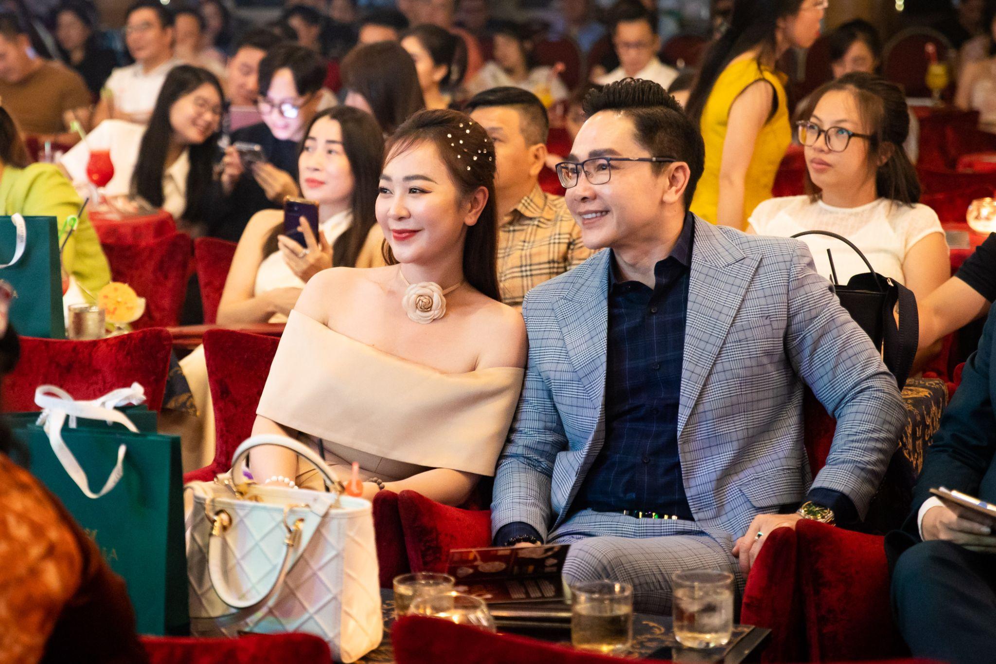 Jemmia Diamond đơn vị tiên phong tổ chức chuỗi sự kiện đấu giá kim ...