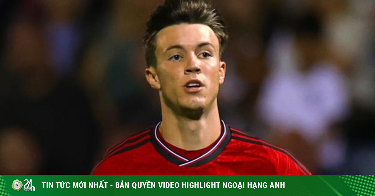 MU lao đao vì Hojlund chấn thương: Ten Hag sẽ đưa SAO U21 dự bị ở giải ...