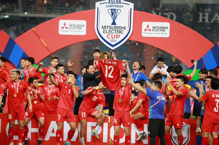 Nhận tiền thưởng khủng sau chức vô địch AFF Cup 2024, ĐT Việt Nam chia thưởng thế nào?