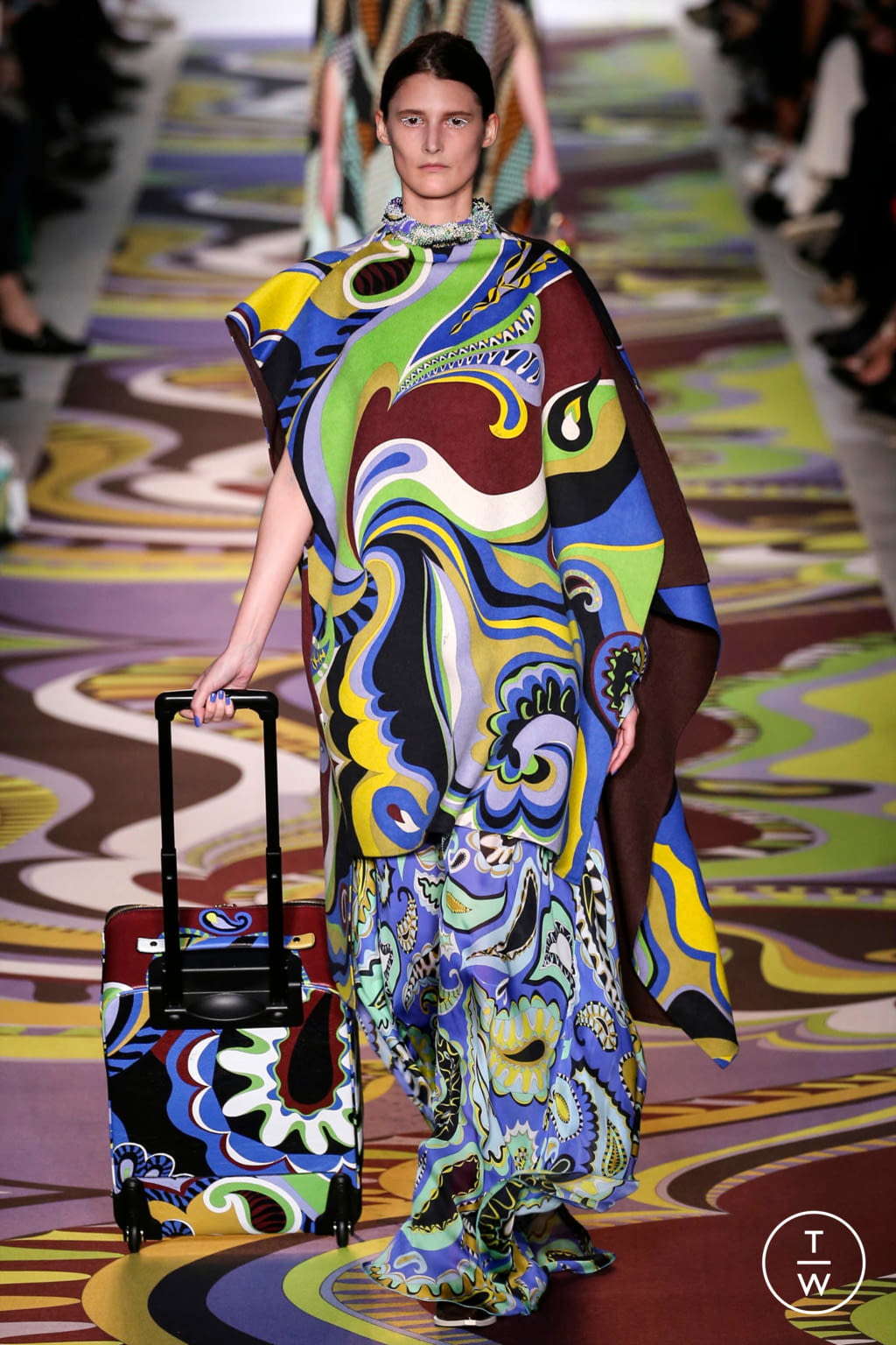 Tập đoàn LVMH thâu tóm nốt hãng thời trang đình đám Emilio Pucci