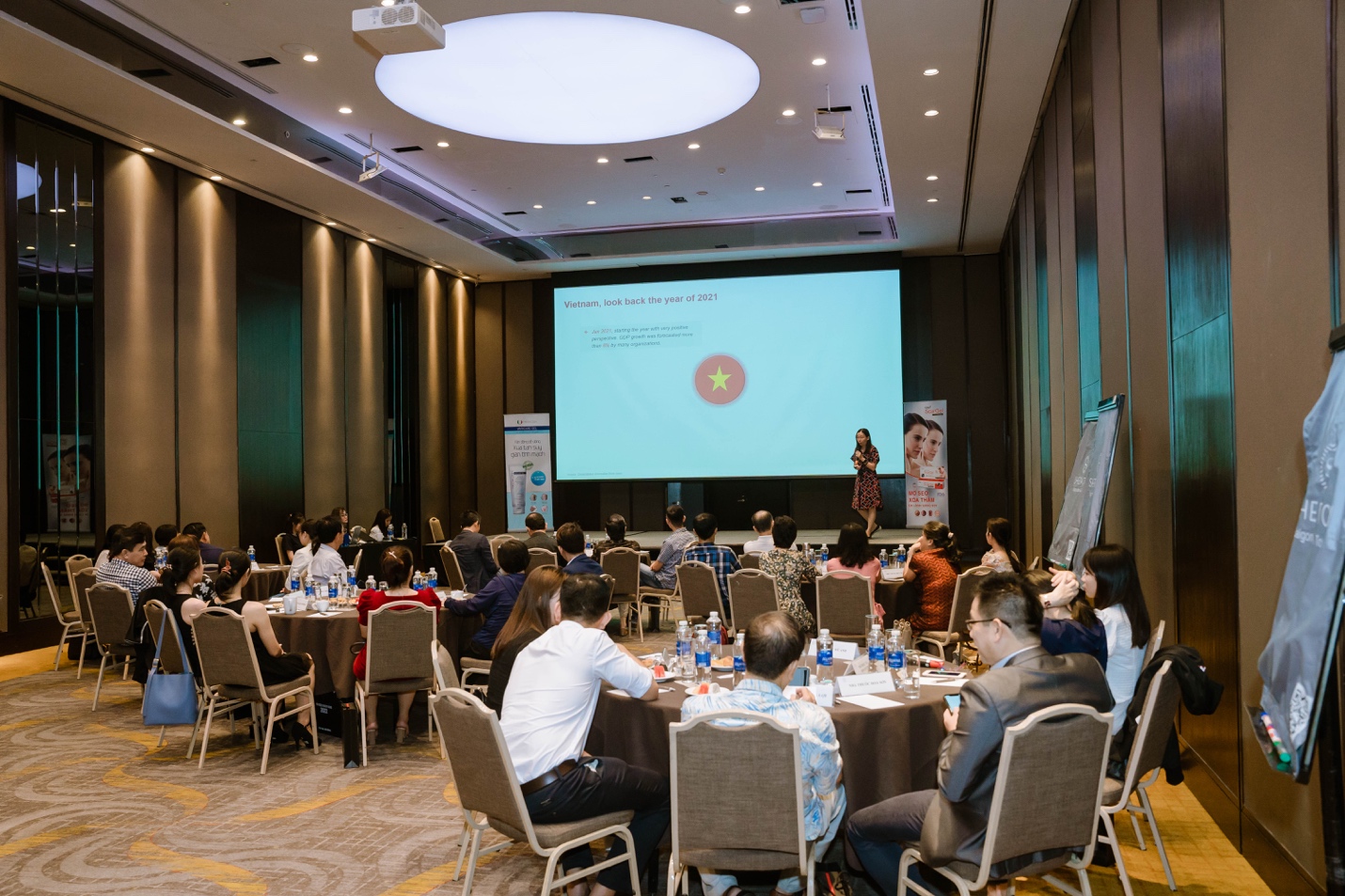 Intershop cùng công ty DKSH mở chuỗi hội thảo định hướng nhà thuốc ...