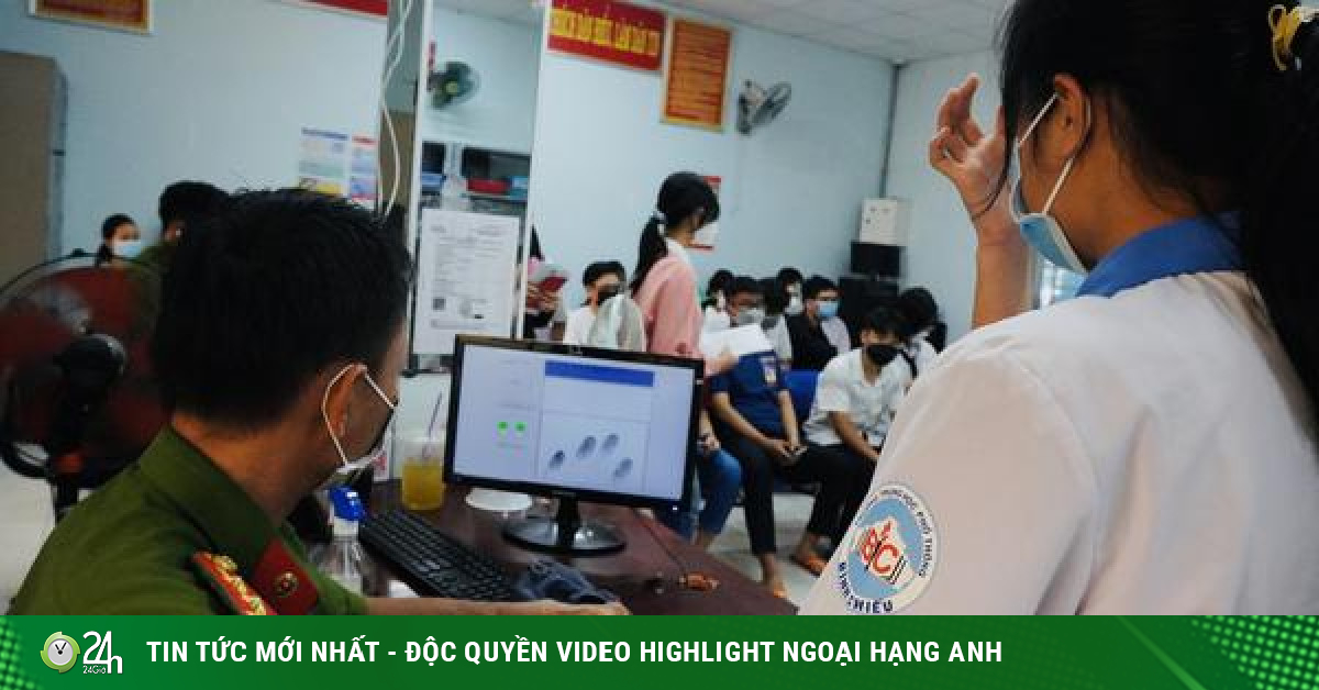 TP HCM: Đình chỉ công tác một đại uý công an nhận tiền để làm nhanh ...