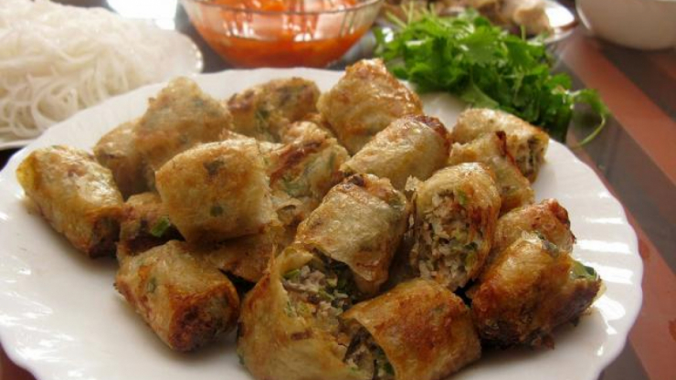 Nem rán và gỏi cuốn Việt Nam lọt top món ăn nhẹ ngon nhất thế giới