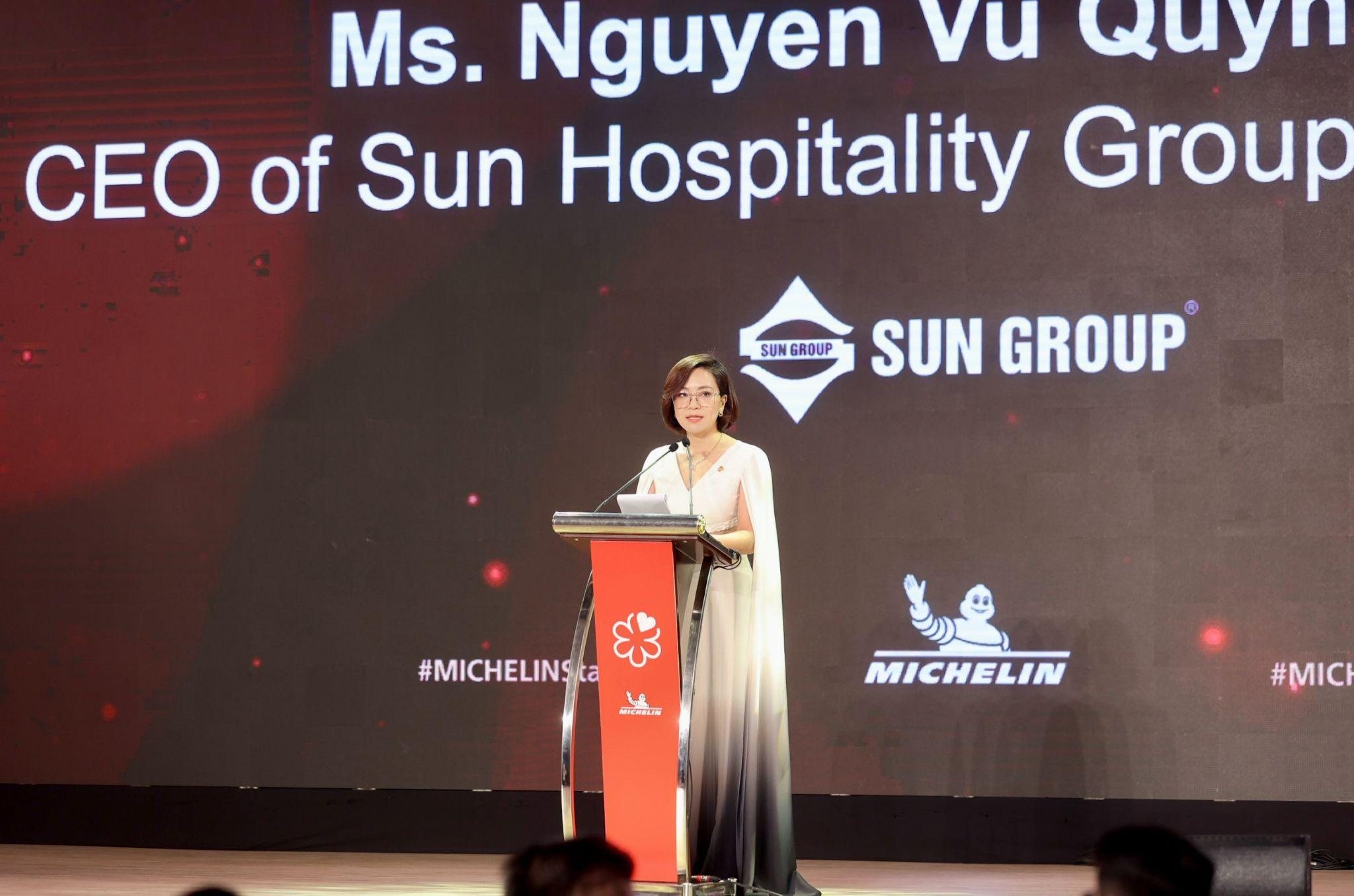 Hành trình đưa những ngôi sao về Việt Nam