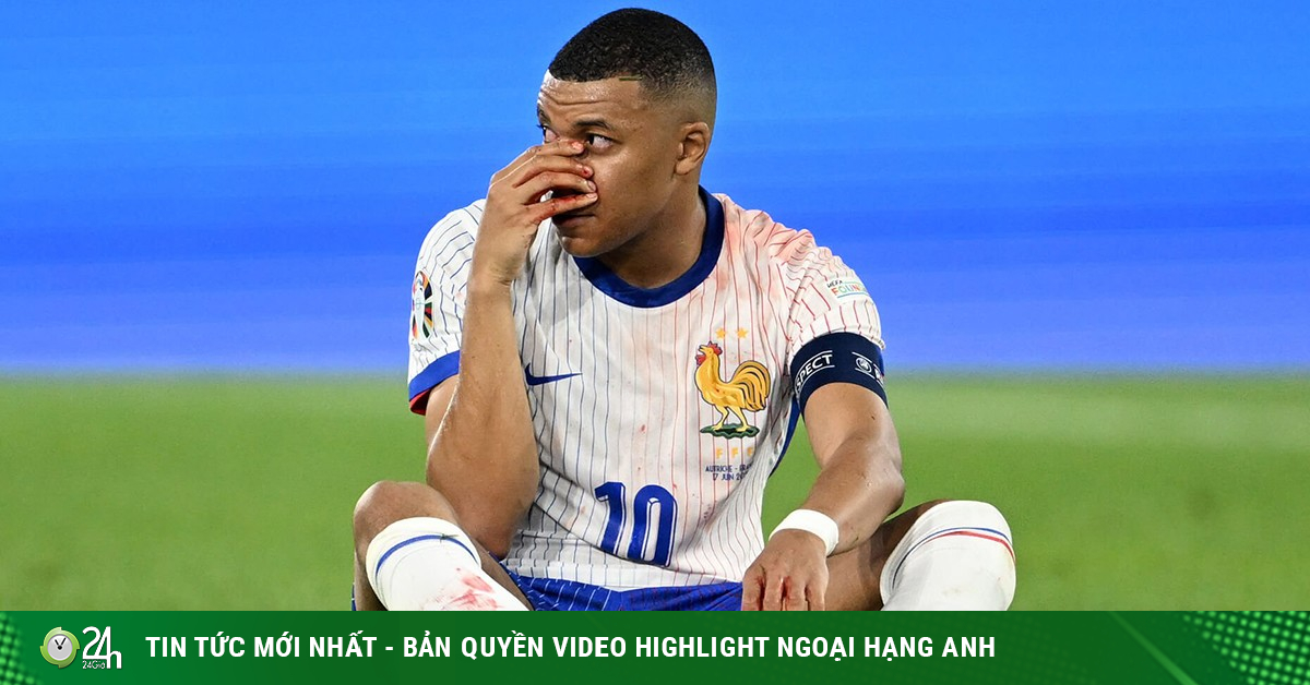 Mbappe lên tiếng vụ bị gãy mũi đáng sợ ở EURO, fan khuyên đeo mặt nạ
