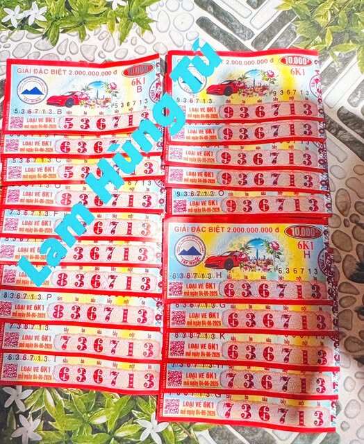 Chiều 6-6, lộ diện 2 khách hàng trúng độc đắc xổ số miền Nam