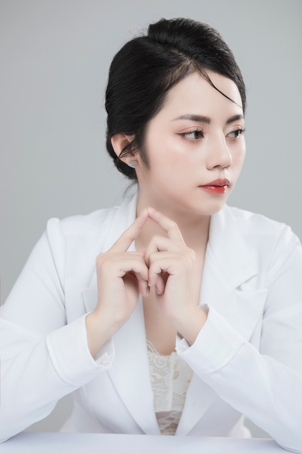 Thảo Phan - 9X với hành trình chinh phục ngọn lửa đam mê kiến tạo sắc đẹp