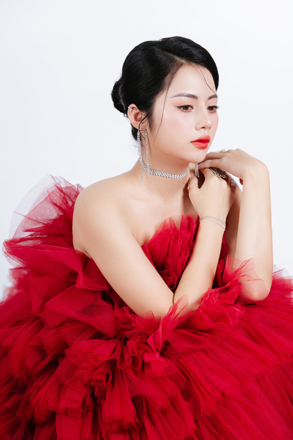 Thảo Phan - 9X với hành trình chinh phục ngọn lửa đam mê kiến tạo sắc đẹp