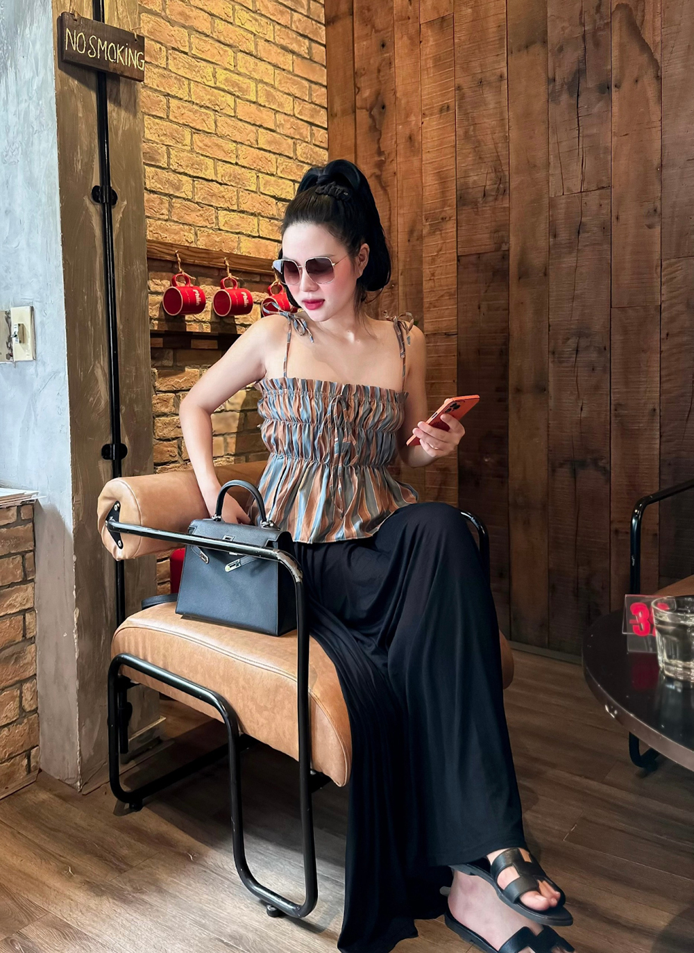 Bùi Lan Anh và câu chuyện khởi nghiệp của cô nàng đam mê thời trang