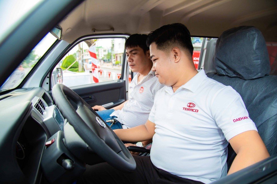 Daehan Motors kỉ niệm hành trình 10.000 xe TERA100 tại Việt Nam