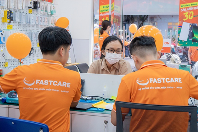FASTCARE và hành trình mang tới sự yên tâm cho người cần sửa điện thoại
