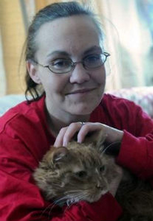 Những chú mèo thông minh cứu chủ thoát chết kỳ diệu