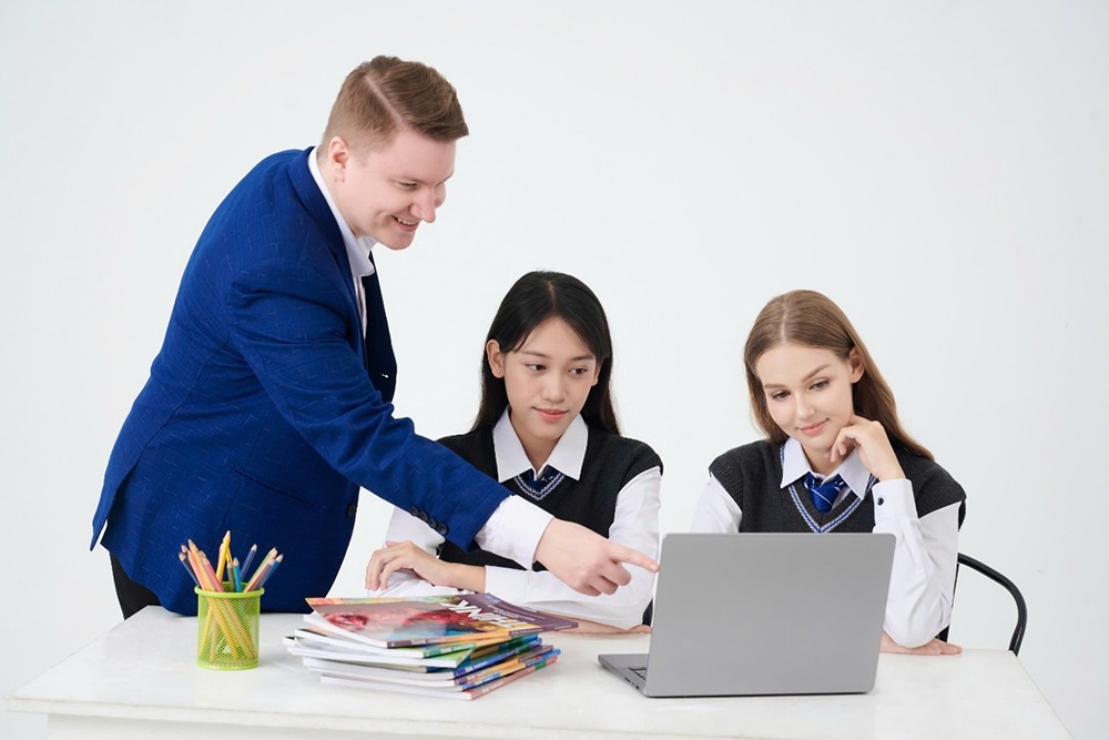 6 lợi ích nổi bật của nền tảng học tiếng Anh tương tác cùng AI - FSEL mà bạn không thể bỏ qua