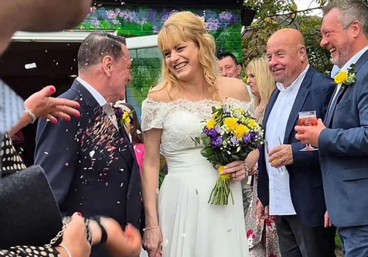 Nữ siêu mẫu đột tử ở tuổi 46