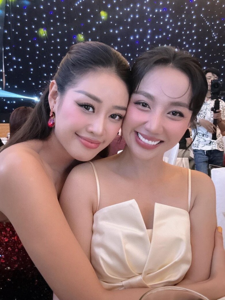 Xếp xó đồ bộ "luộm thuộm", vợ Lê Dương Bảo Lâm nay diện đầm dây khoe dáng khiến loạt mỹ nhân ...