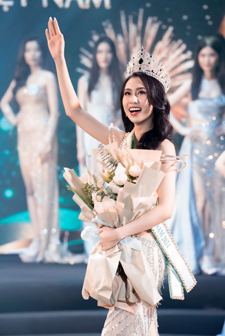 12 Hoa hậu Việt đăng quang năm 2024